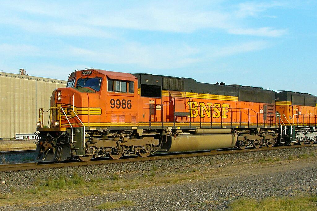 BNSF 9986
